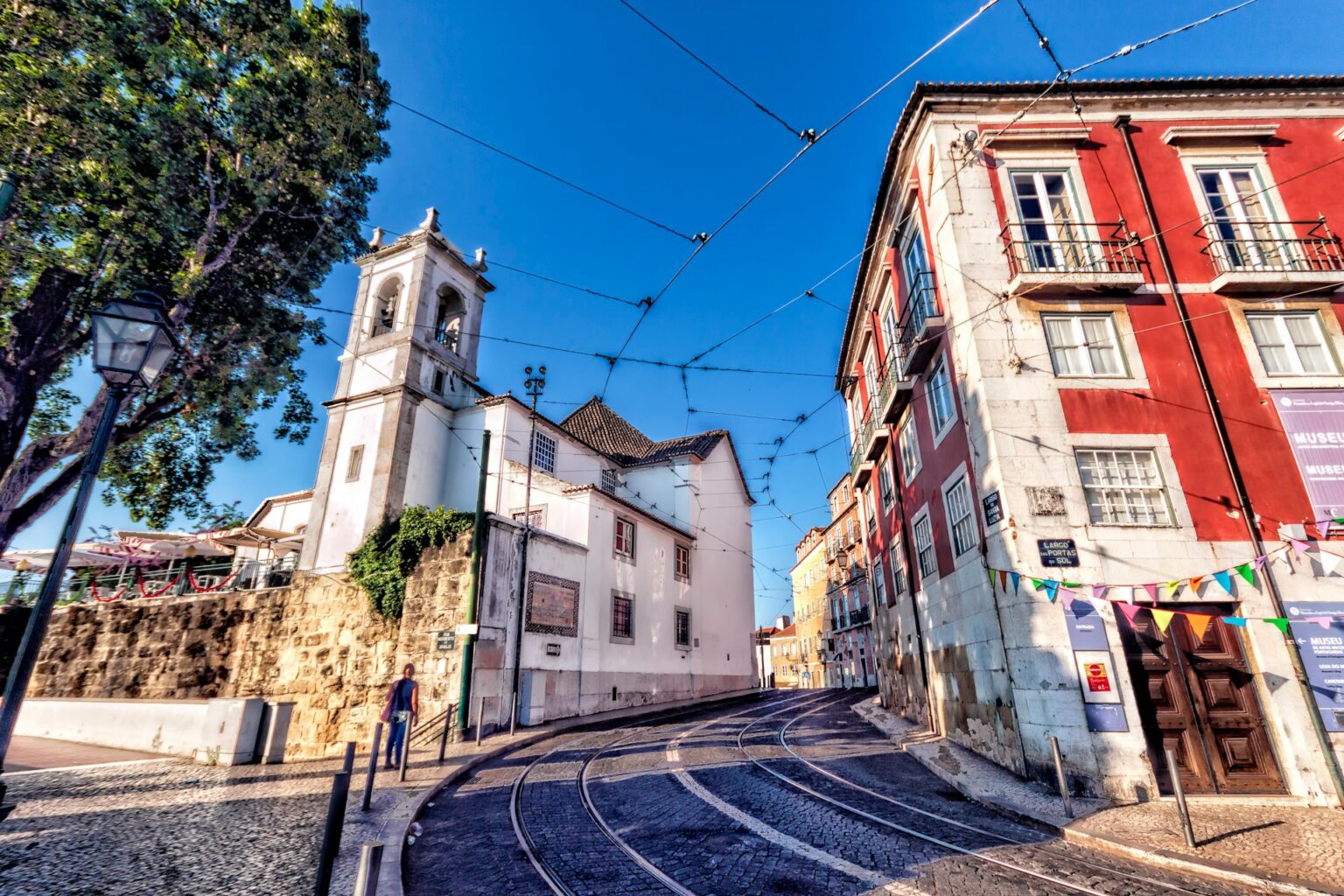 Residence Permit Renewal Process in Portugal: 2025 Guide
