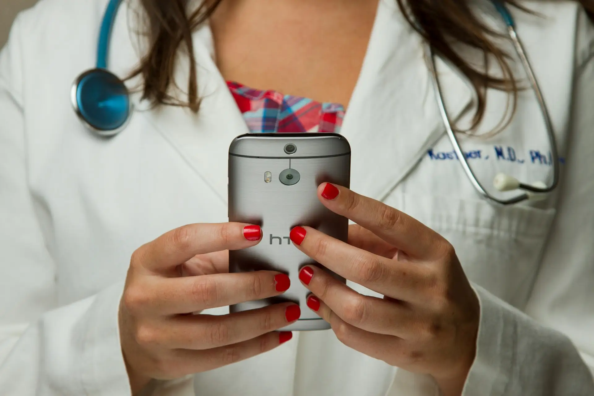 Portugal Healthcare System: A Detailed Guide For Expats in 2026